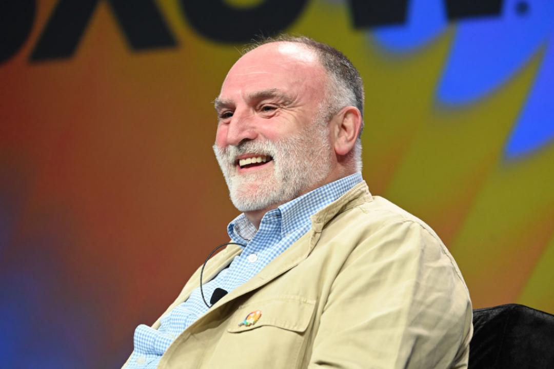 Una activista de EEUU habla así de España y el chef José Andrés le ...