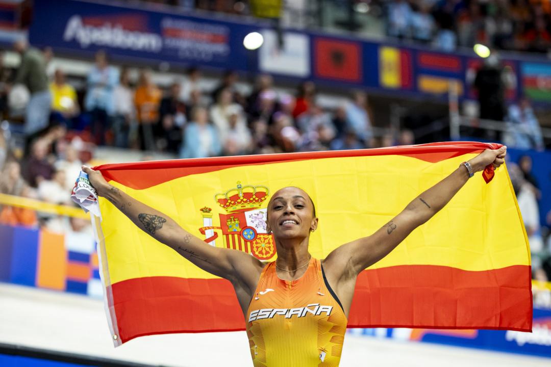 Ana Peleteiro muestra el casi Gordo que le ha tocado: '¿Cómo puede ser ...