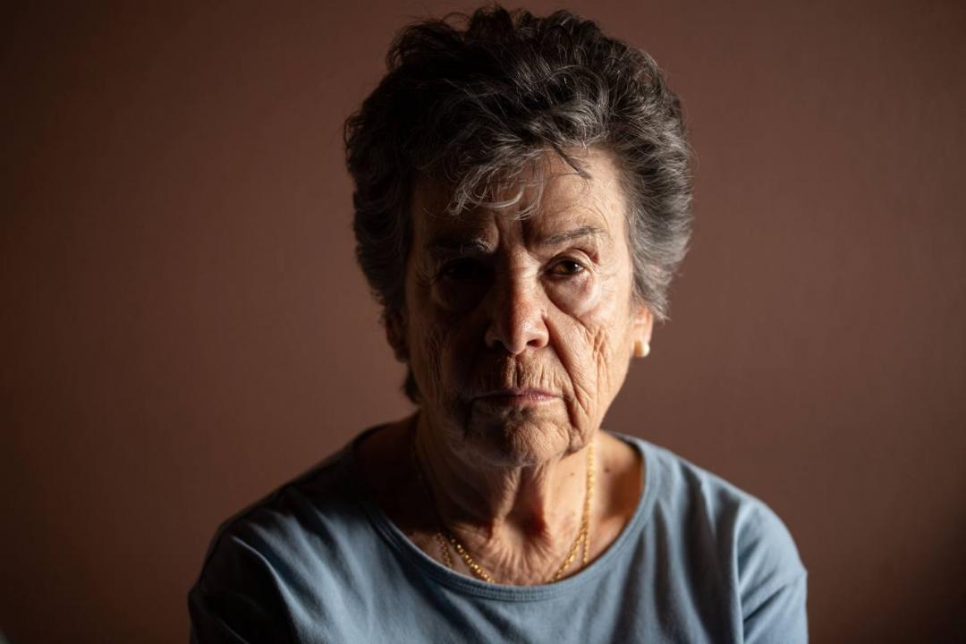 Aplazado 20 días el desahucio de Maricarmen, la vecina de 87 años que ...