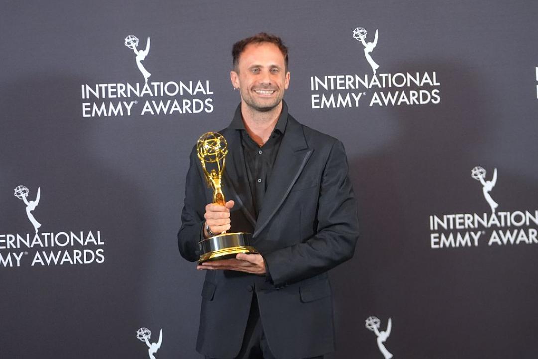 El acto catatán Oriol Pla gana el Emmy Internacional por su trabajo en ...