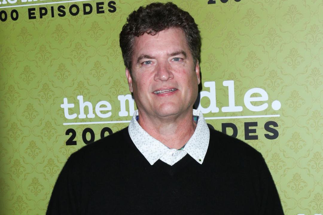 Muere el actor Pat Finn, de 'Friends' y 'The Middle', a los 60 años