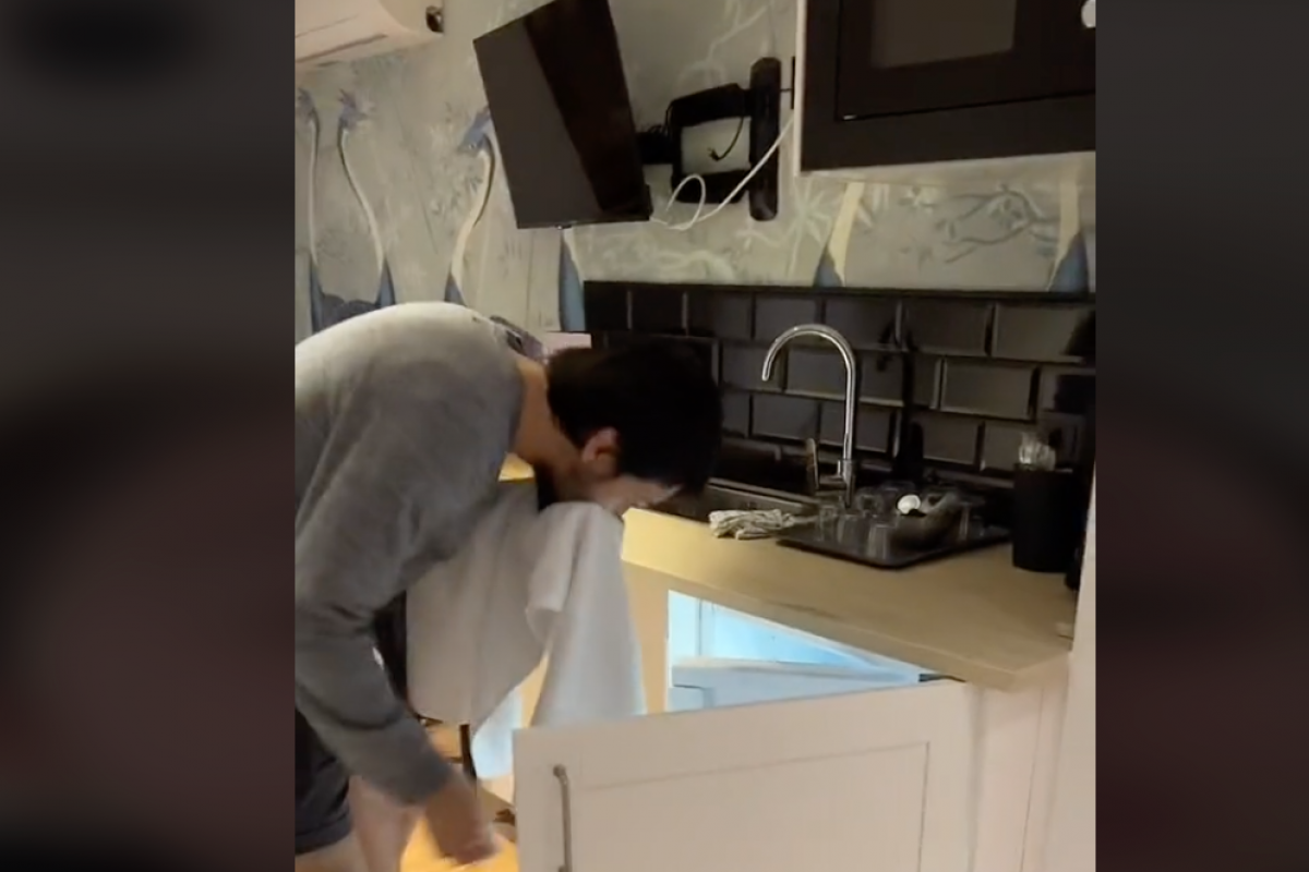 Lo que les sucedió a estos argentinos en un hotel de Sevilla es casi mejor no verlo