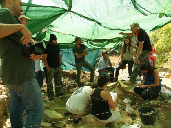 El misterio de los 20 pares de cuernos de toro prehistórico: ¿Qué ...