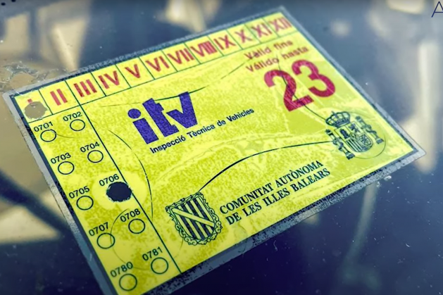 El importante aviso de la Guardia Civil sobre las pegatinas de la ITV ...