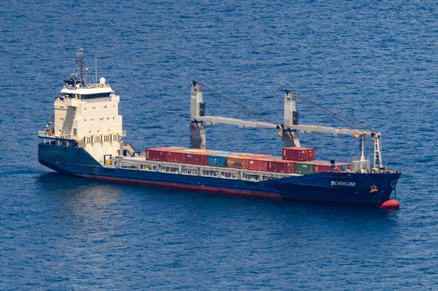 El Gobierno niega la escala en España a un barco cargado con armas para ...