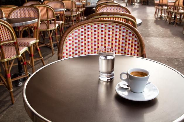 Va a su cafetería favorita y pide una torrija: no se puede creer la ...
