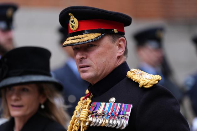 Roland Walker, jefe del ejército británico, subraya que los ucranianos ...