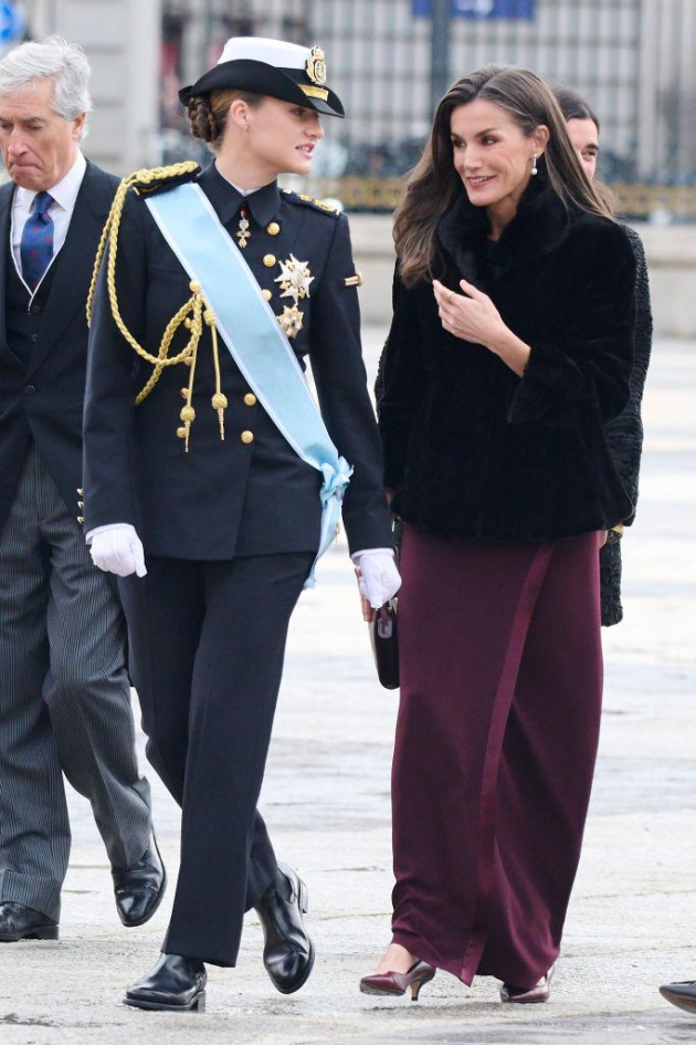 La infanta Sofía, la otra gran ausente de la Pascua Militar junto con ...