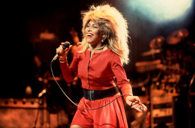 9 cantantes que marcaron la década de los 80