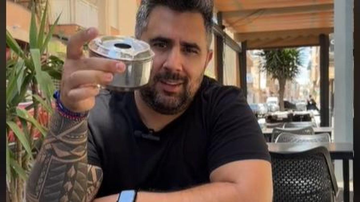 Nunca bastan los ceniceros en este bar y este es el motivo