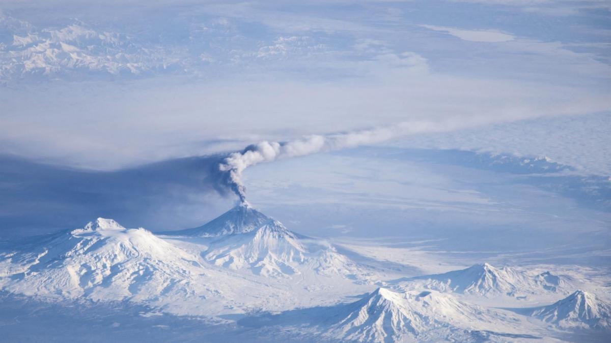 Al menos ocho alpinistas muertos cuando ascendían a un volcán en la ...