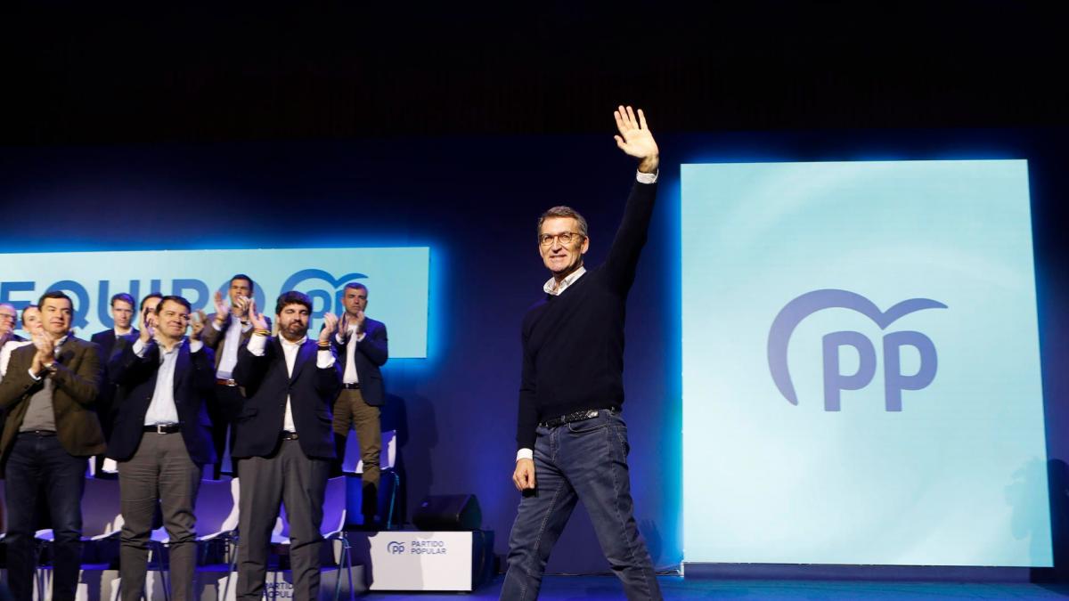 El politólogo Alán Barroso califica así al PP tras lo que dice Feijóo ...