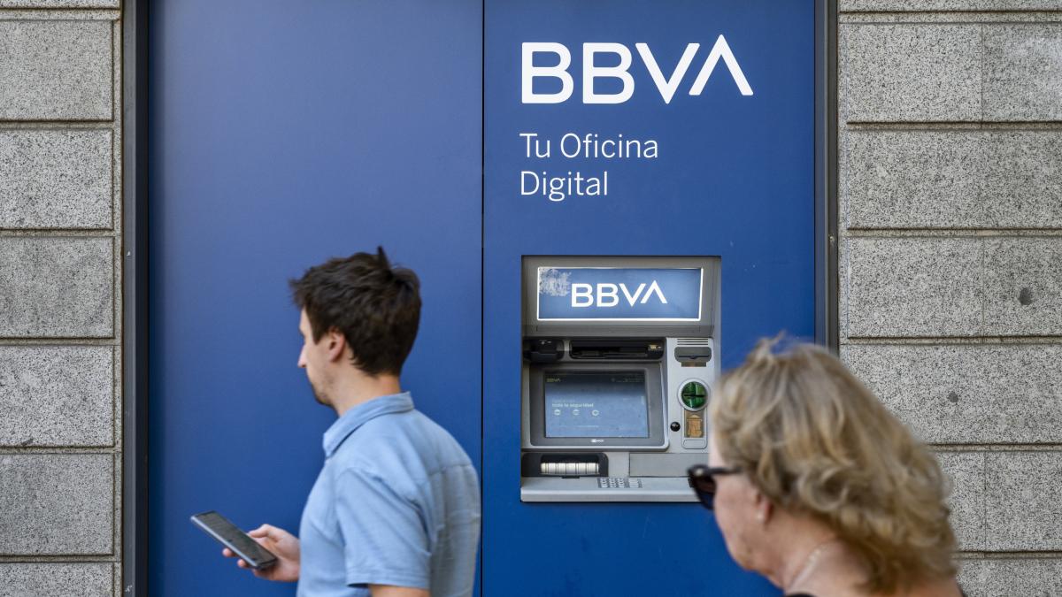 El BBVA gana 6.420 millones de euros en 2022, su récord histórico y un ...