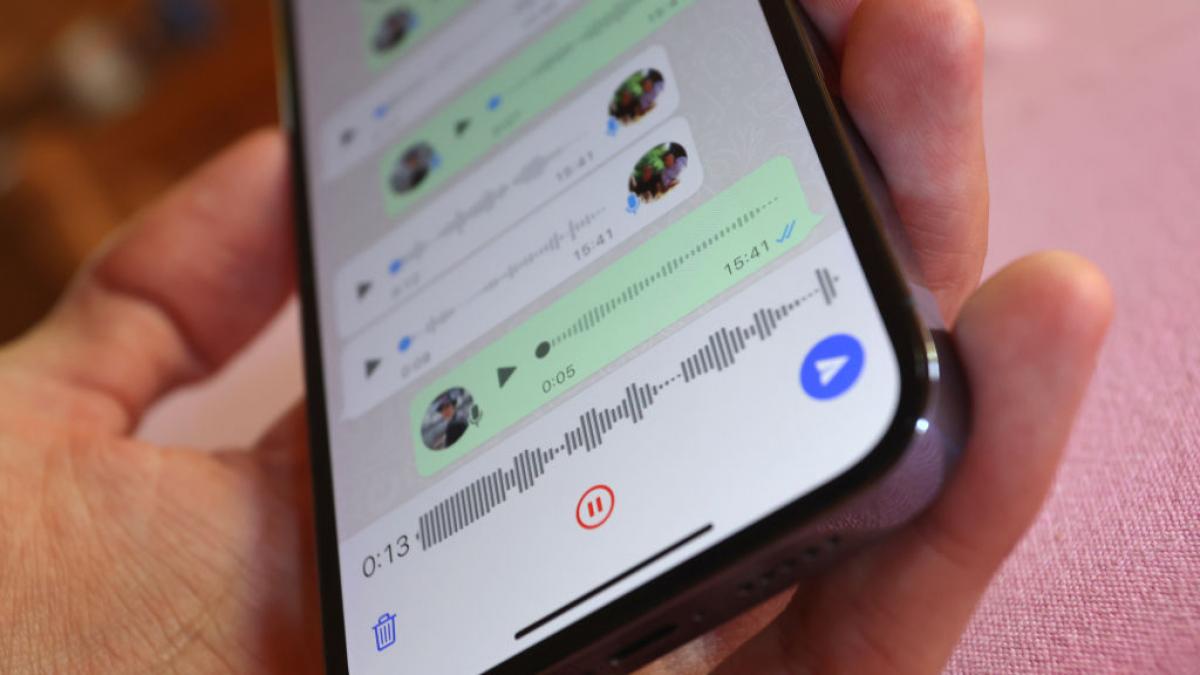 El tuit sobre los audios de WhatsApp que ha unido a medio internet con ...