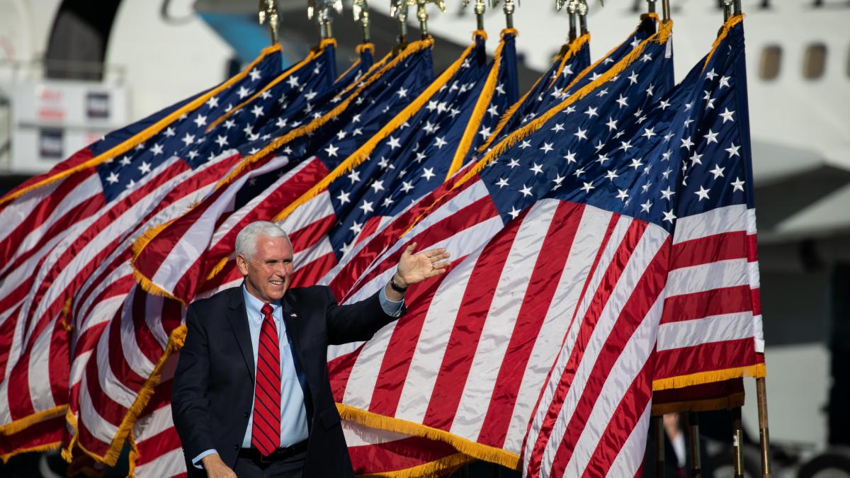 Mike Pence, el republicano extremo que se aferra a Dios para ganarle la ...
