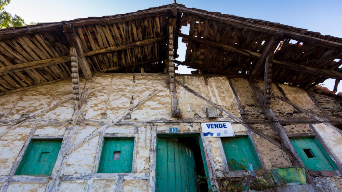 Estos son los trámites para adquirir una casa abandonada