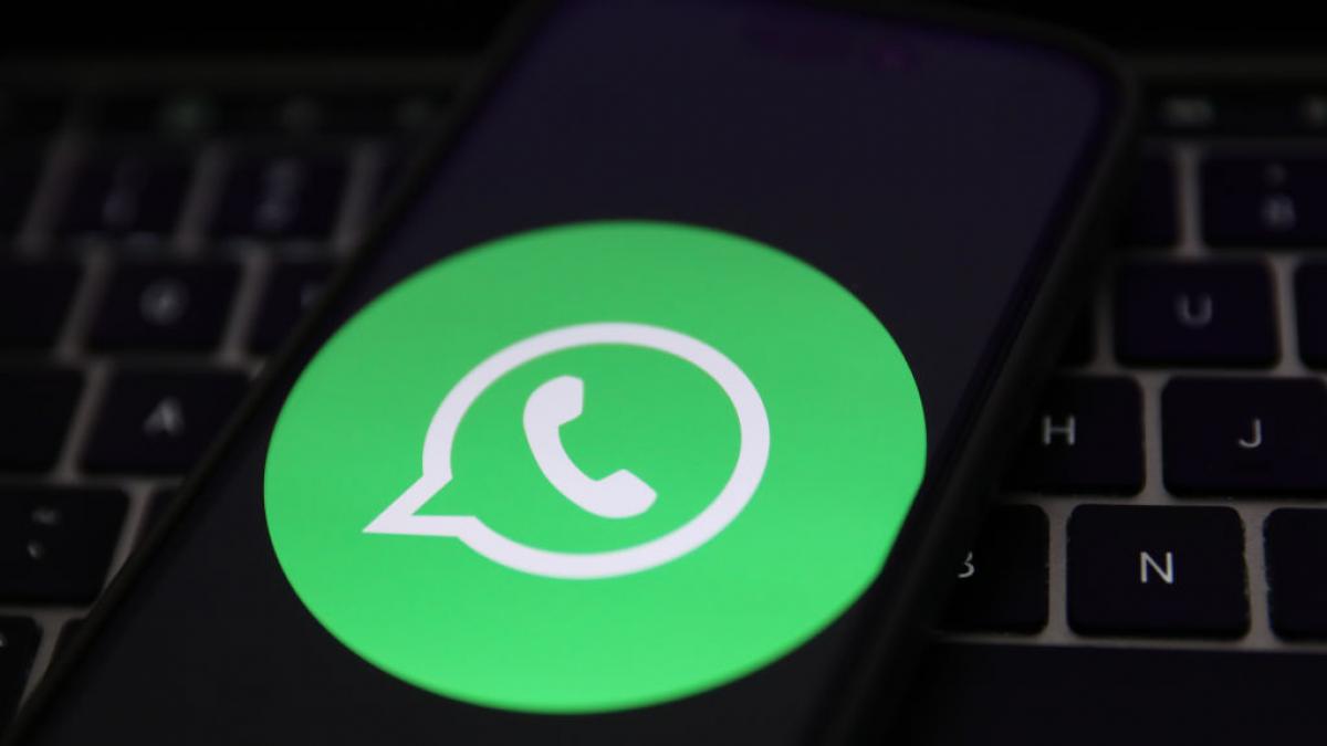 Adiós al WhatsApp verde de toda la vida con un trucazo que lo deja morado
