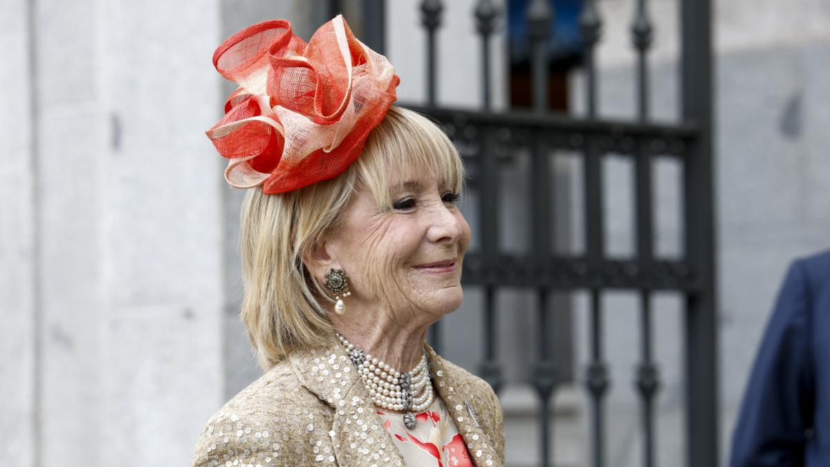 Esperanza Aguirre justifica el golpe de Estado de Franco y culpa al ...