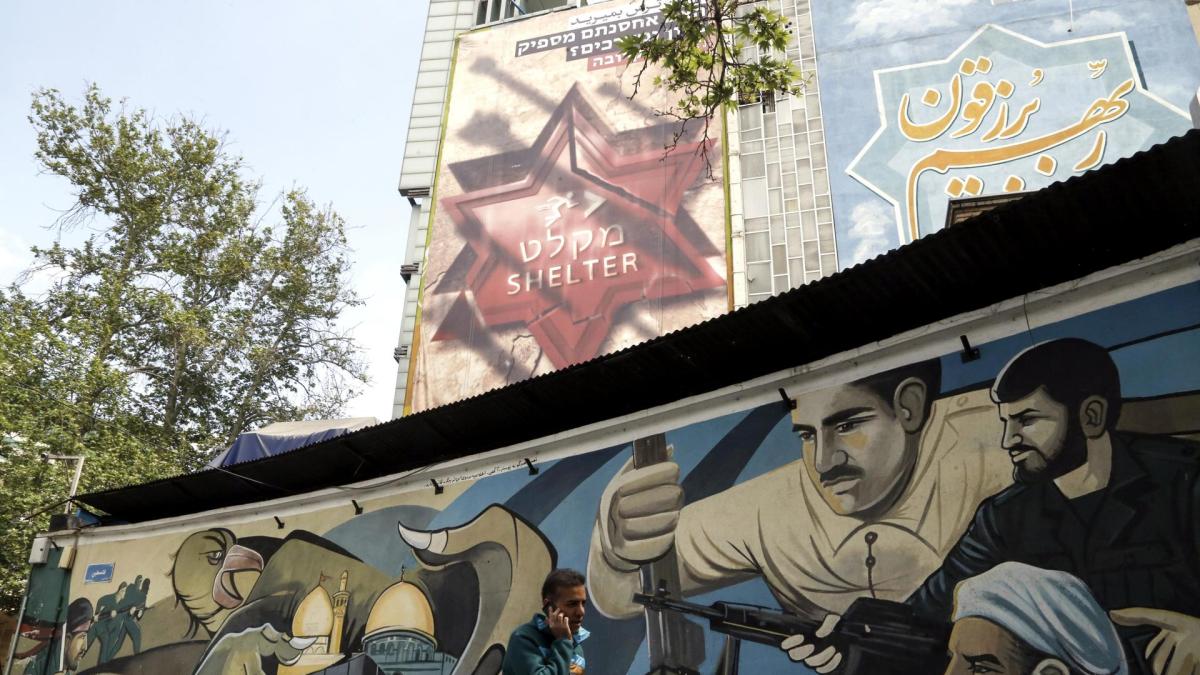 Irán advierte al 'gobierno terrorista' de Estados Unidos que no apoye a ...