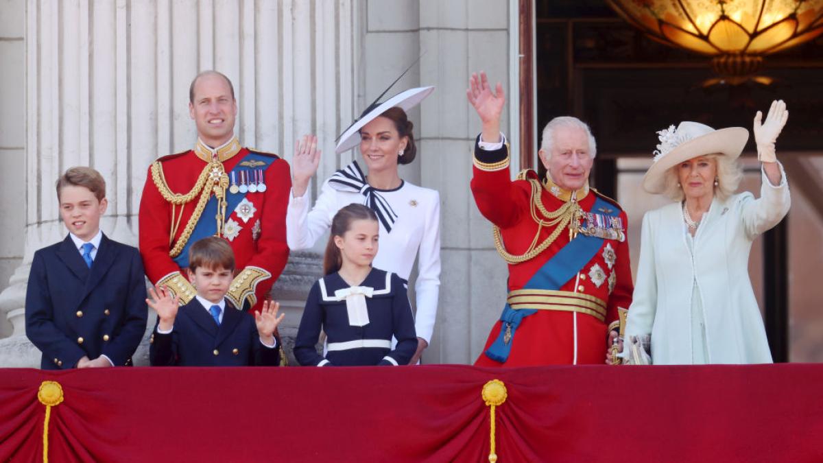 La foto más esperada: Kate Middleton y el resto de la familia real ...