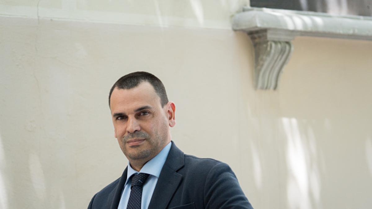 La jueza debe decidir si investiga los vínculos del novio de Ayuso con ...