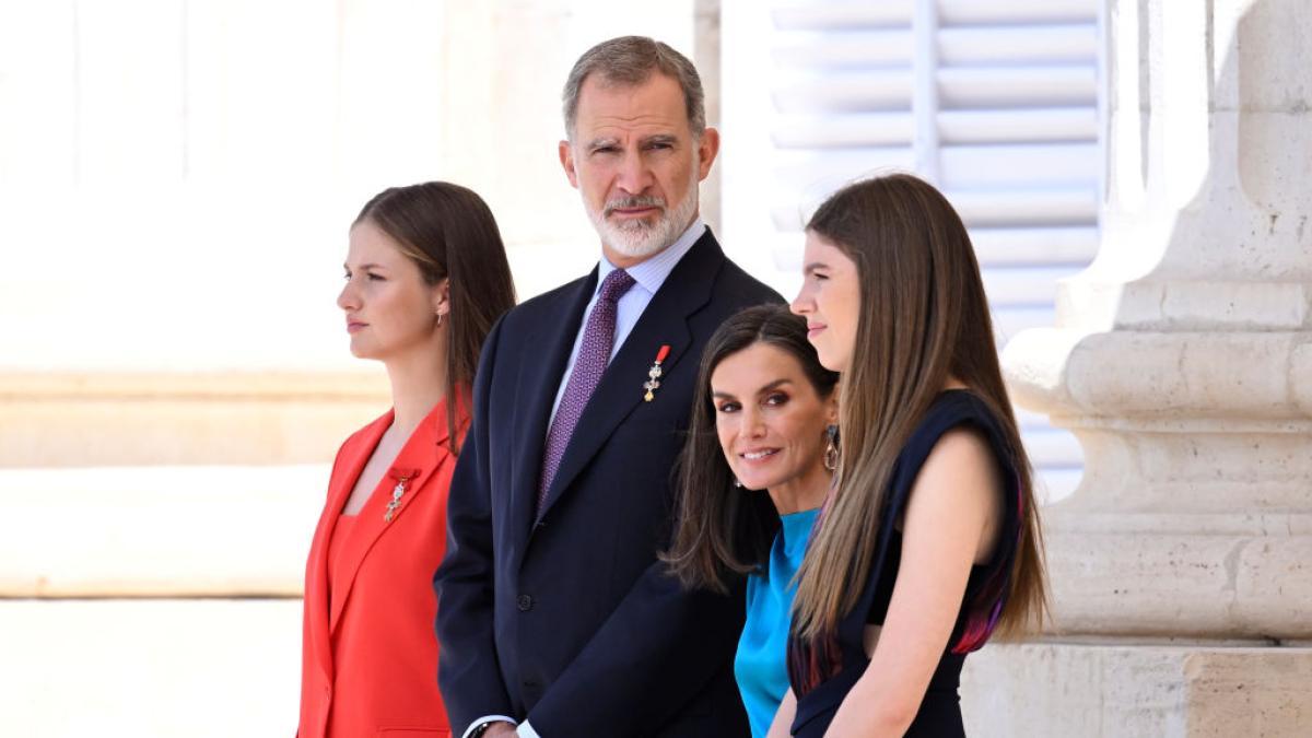 LA RAE señala cómo escribir correctamente «familia real»