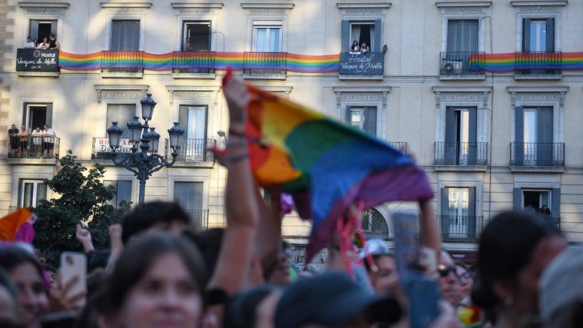 El Orgullo de Madrid acaba con gritos contra Ayuso y Almeida por las ...