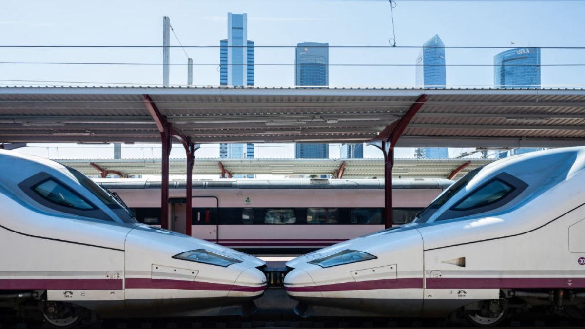 Este es el puesto del AVE español en el ranking mundial de trenes más ...