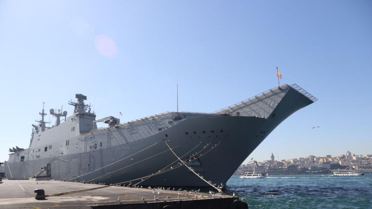 Inician un gran proyecto estratégico para el buque clave de la Armada ...