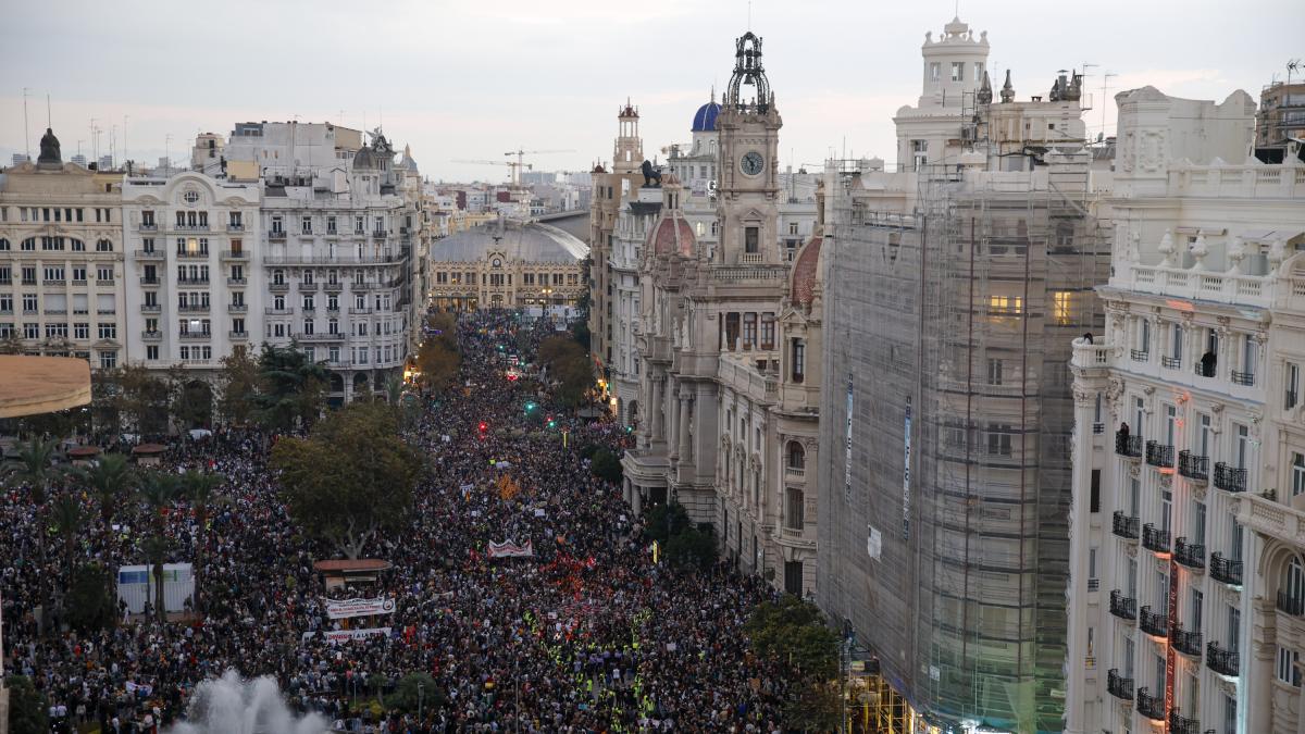 Las manifestaciones que piden la dimisión de Mazón, en imágenes