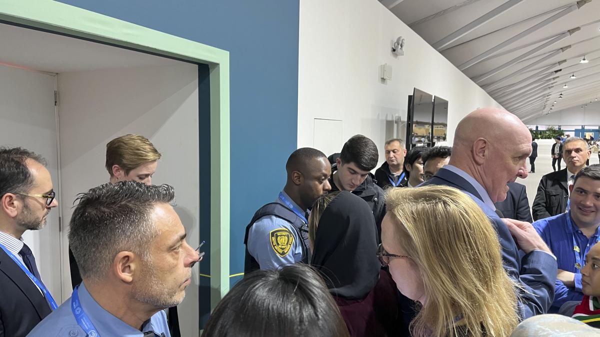 La COP29 logra un acuerdo final con 290.000 millones al año en ...