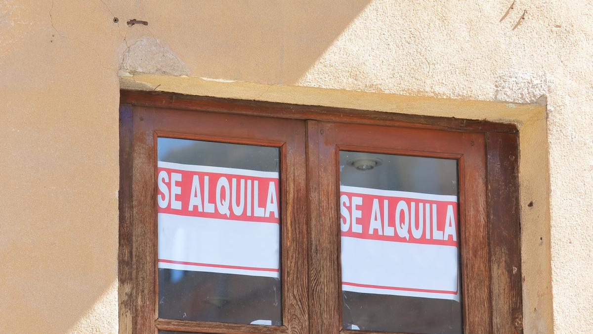 Paga 425 euros de alquiler, ahorra 850 euros mensuales y la única pega es que vive bajo tierra y ...
