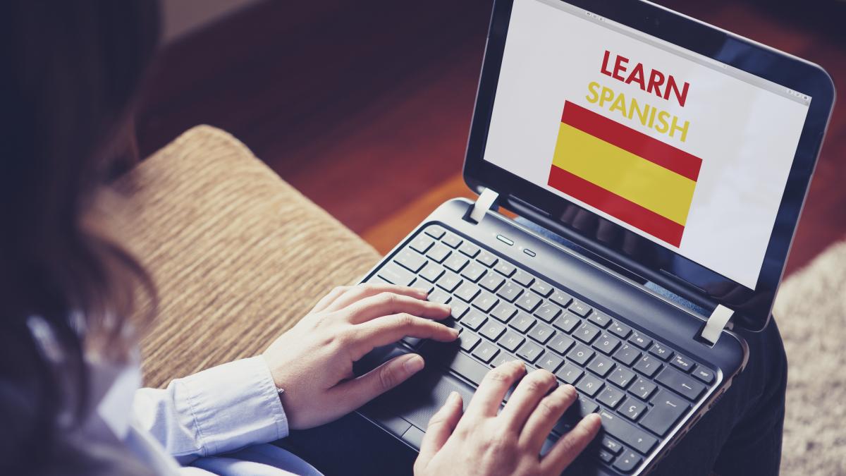 Dedica dos años a estudiar todo tipo de idiomas: se frustra con el ...