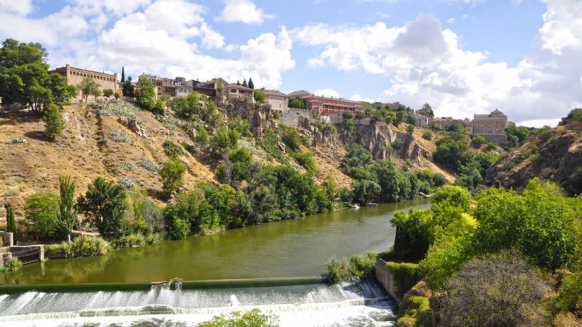 Este es el pueblo español más alejado del mar: 364 kilómetros hasta ...