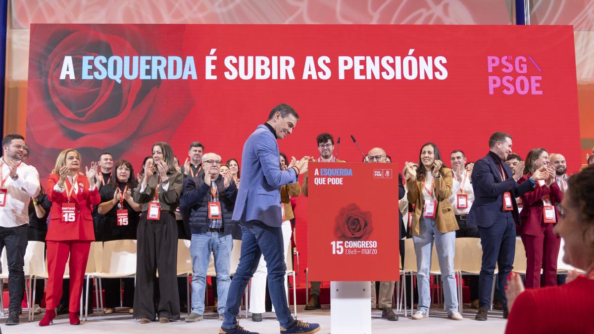 Furor por las zapatillas que Sánchez ha llevado en su último mitin ...