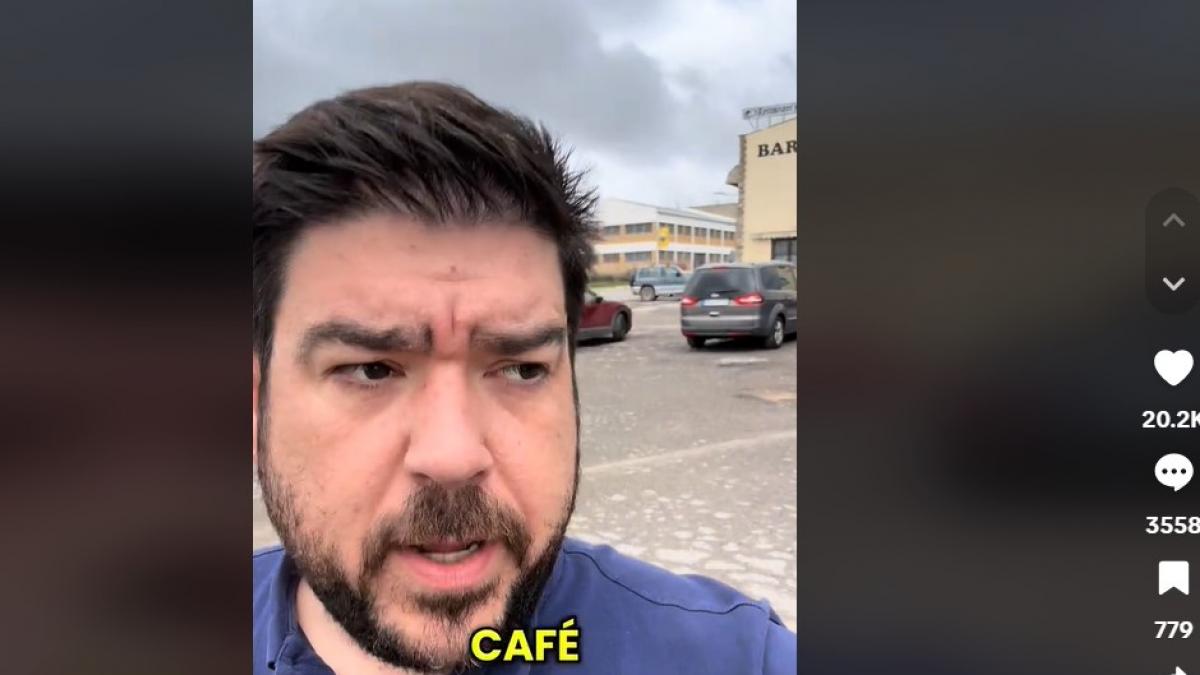 Come un menú, luego pide café y lo que le dice un camarero provoca más ...
