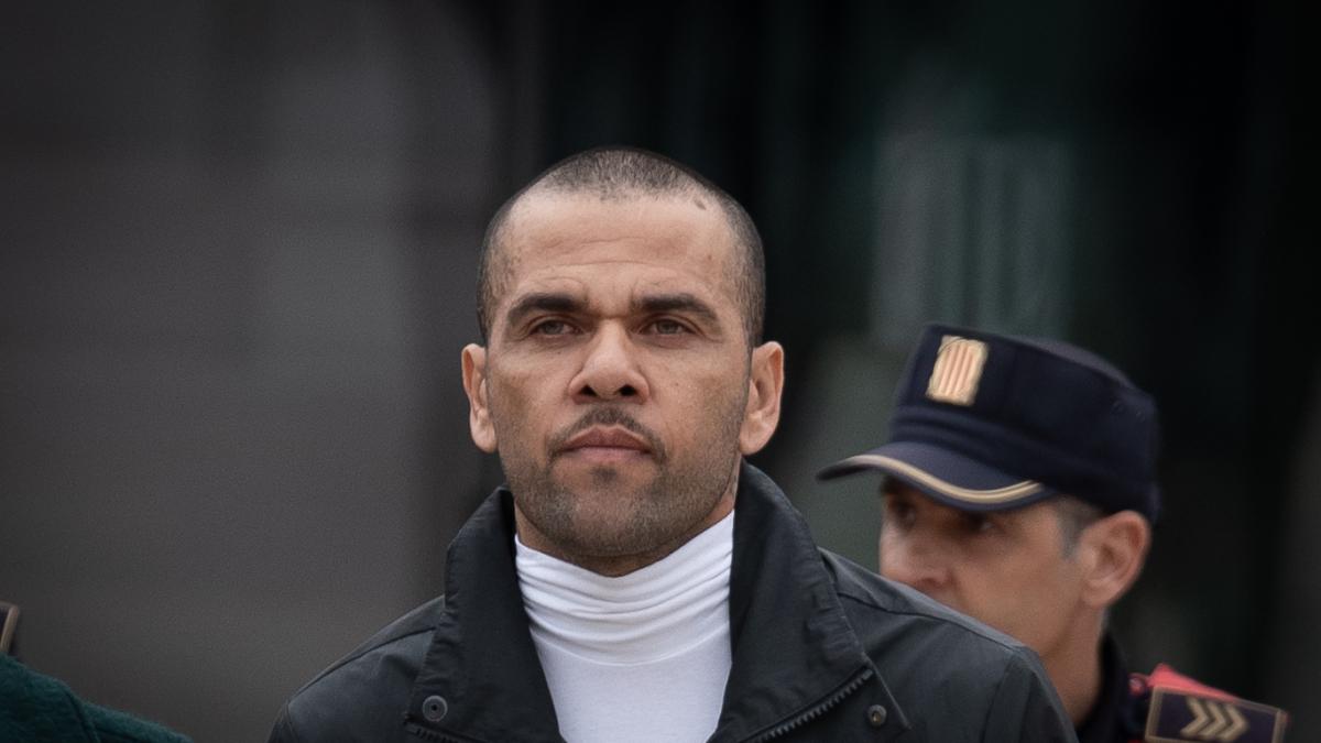 El Superior catalán absuelve a Dani Alves del delito de agresión sexual
