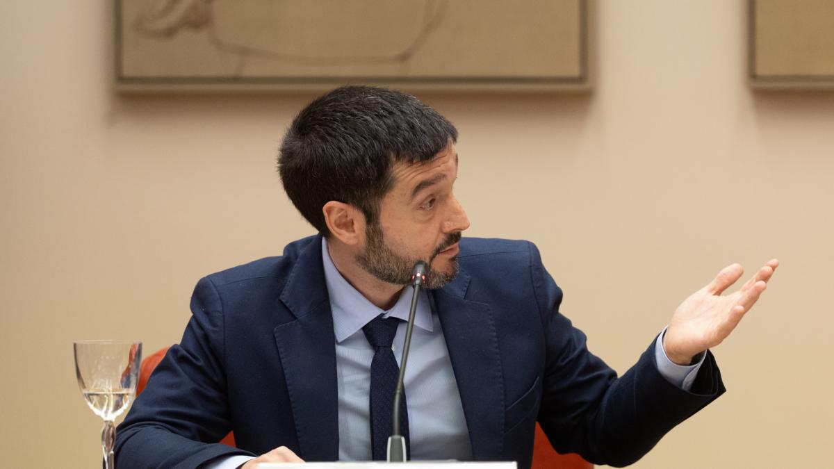 Bustinduy se toma su revancha contra Almeida y señala un error inédito ...