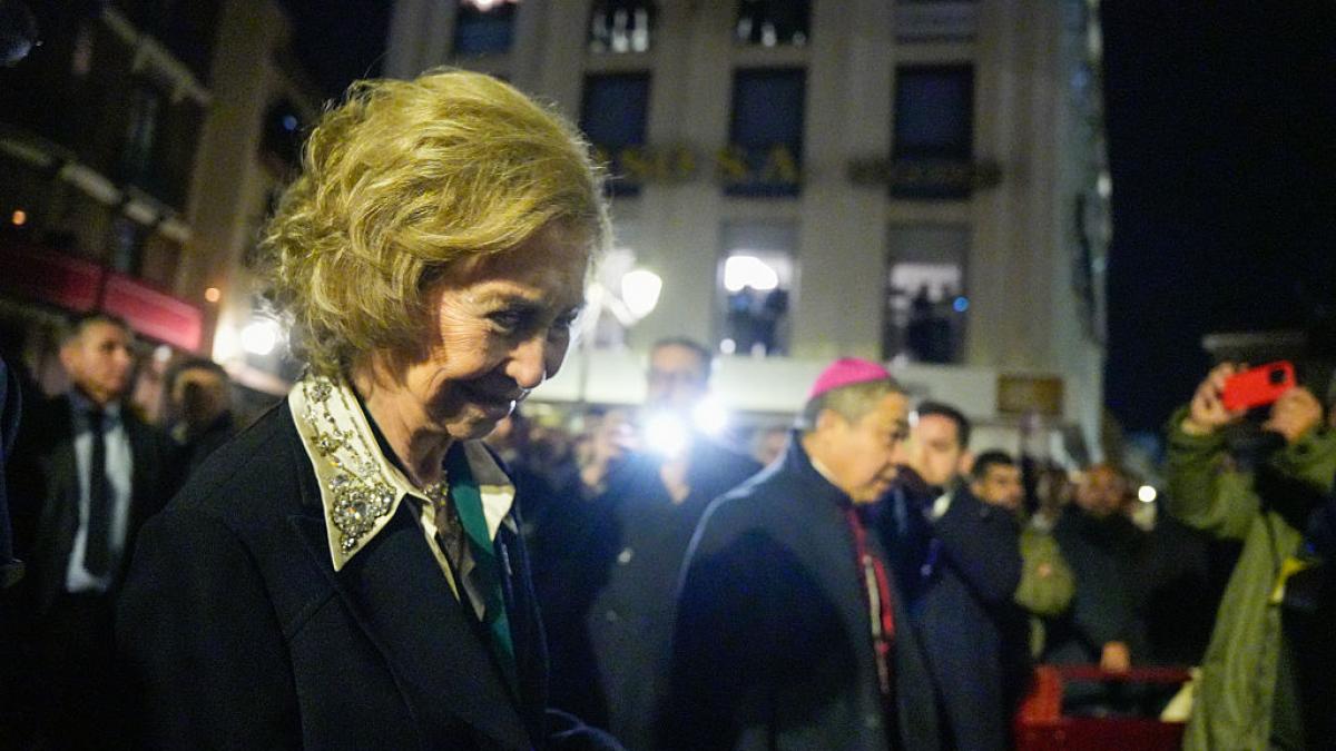 La Madrugá de Sevilla llega a su final, este año con la visita de doña Sofía