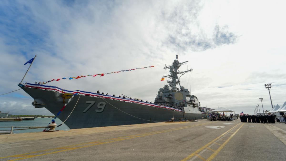 La Armada desvela sus planes para su base militar en peligro tras la ...