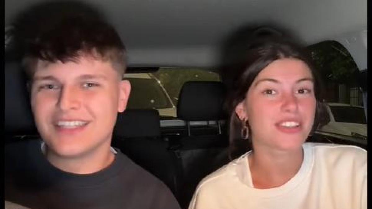 Cuenta lo que le pasa a su novia tras salir de una biblioteca nocturna