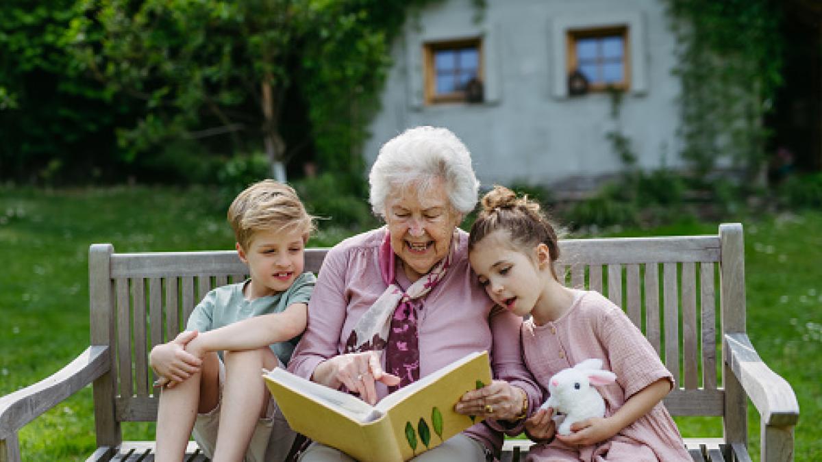 Encuentran una gran diferencia entre las abuelas maternas y paternas en ...