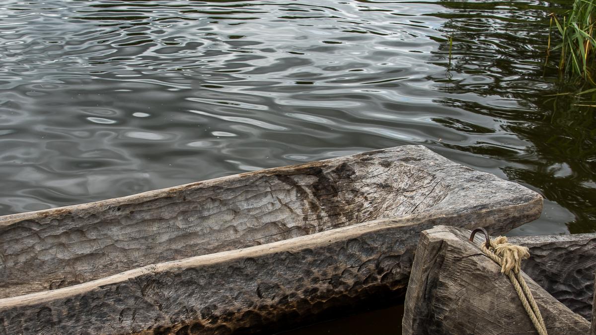 Los científicos deciden viajar en canoas de la Edad de Piedra y refutan ...