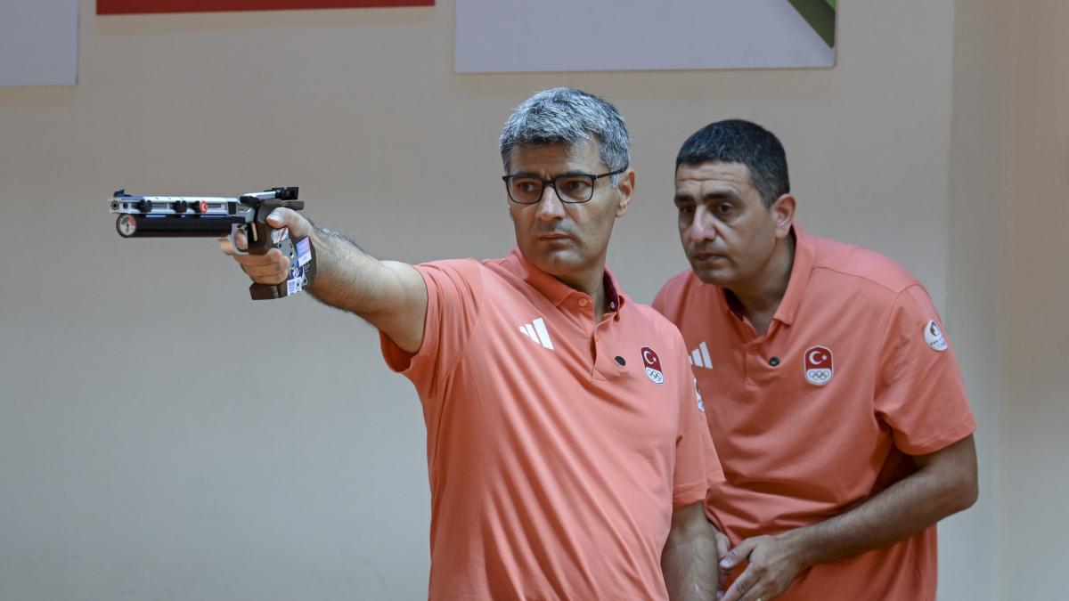 Yusuf Dikeç, el tirador turco que reinó en los Juegos de París ...