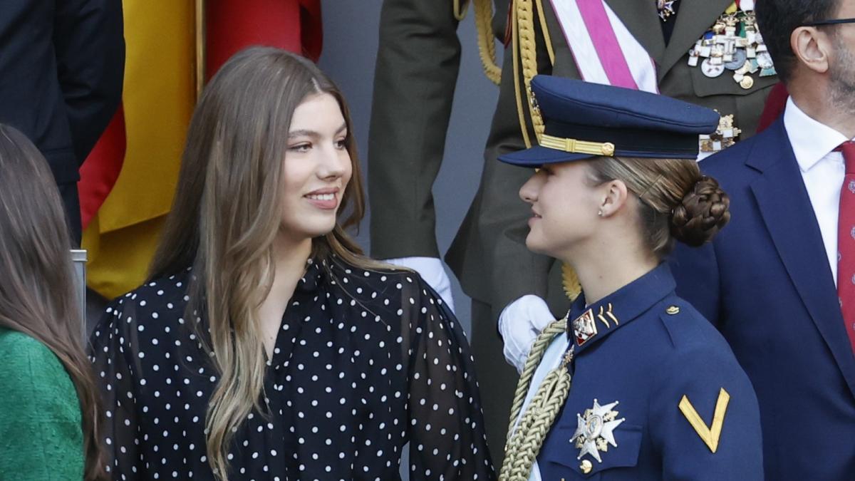 Las diferencias entre Leonor y Sofía que han mostrado en el 12 de ...