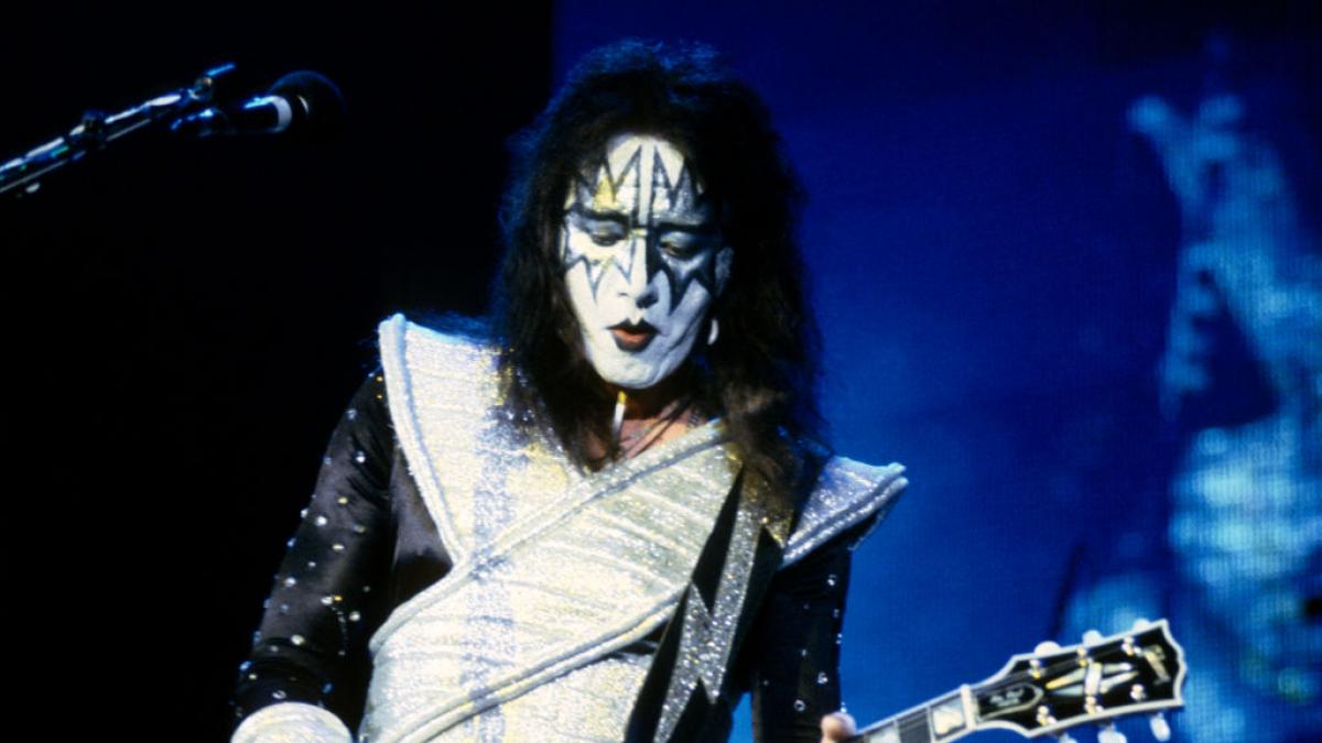 Muere el guitarrista de los Kiss, Ace Frehley, a los 74 años