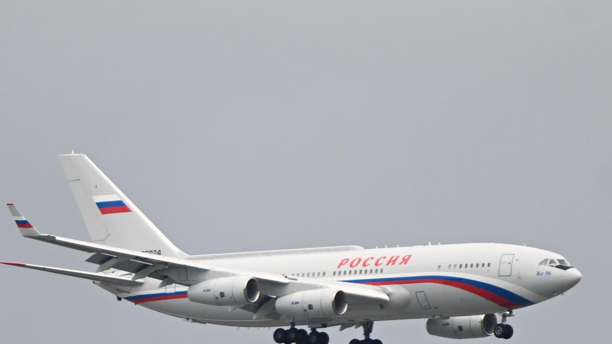 Rusia acusa a un país miembro de la OTAN de amenazar al avión de Putin ...