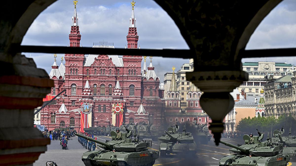 Rusia saca tanques tortuga, las fuerzas ucranianas destrozan la mitad ...