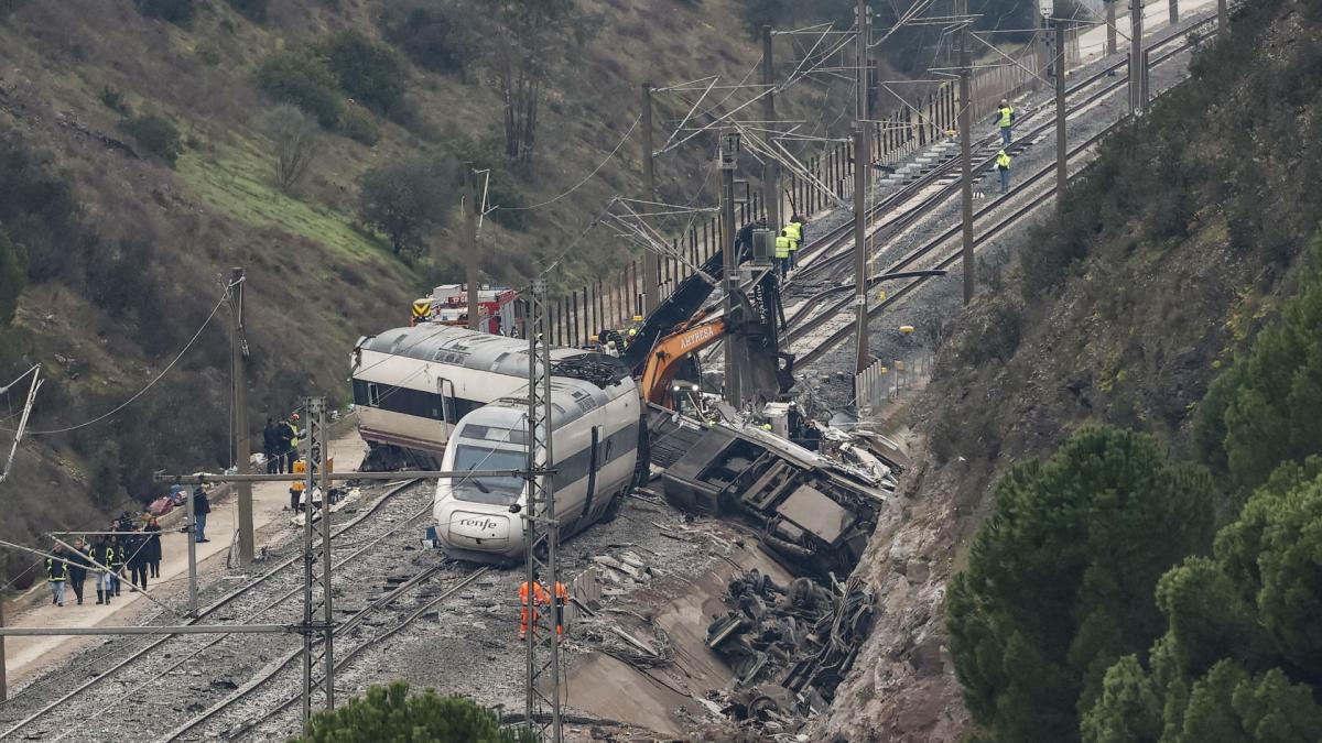 Renfe tuvo conocimiento del accidente del Alvia 'inmediatamente de que ...