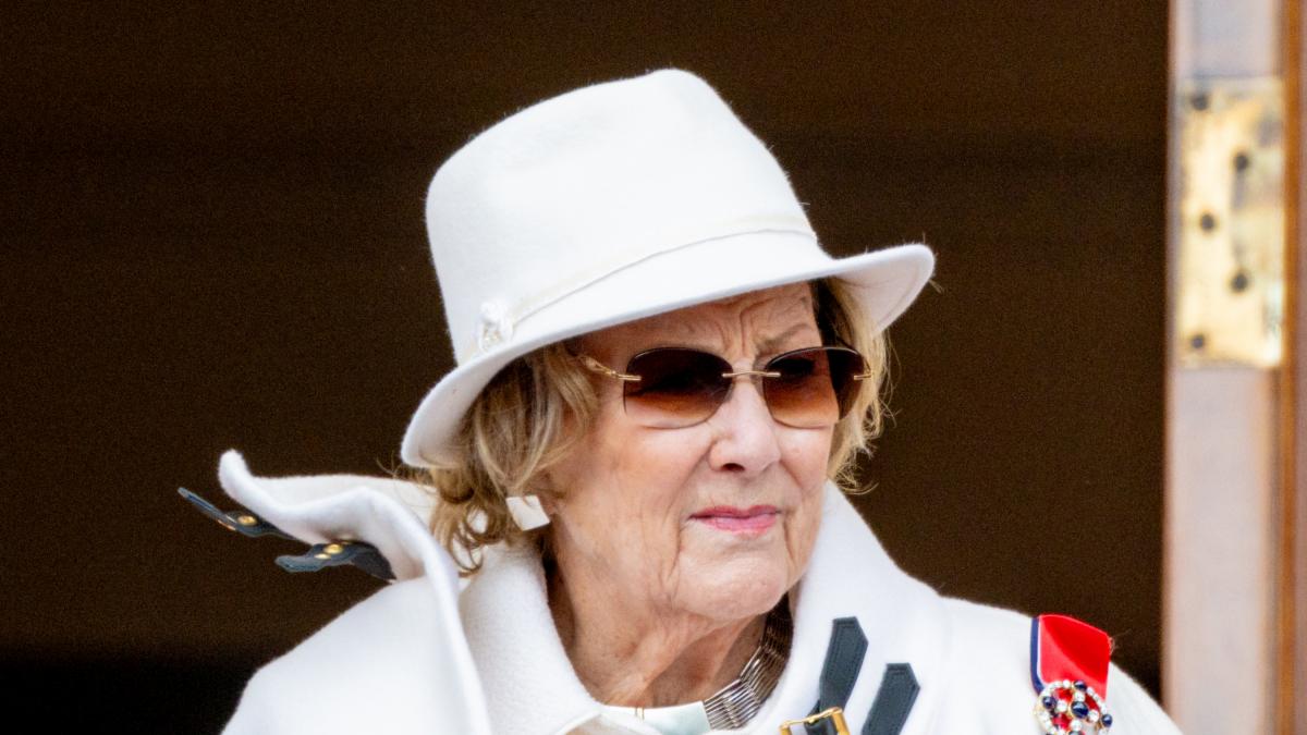 Más preocupaciones para la familia real noruega: la reina Sonia no ...